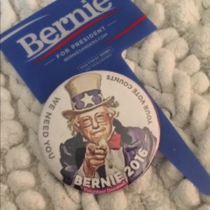 Other | Bernie 216 Campaign Button Mini Yard Sign | Poshmark